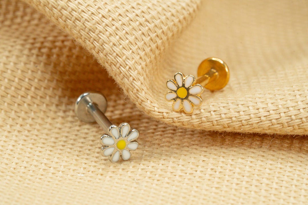 16G Daisy Flower Flat Back Stud - Screw Back Stud - White Daisy ...