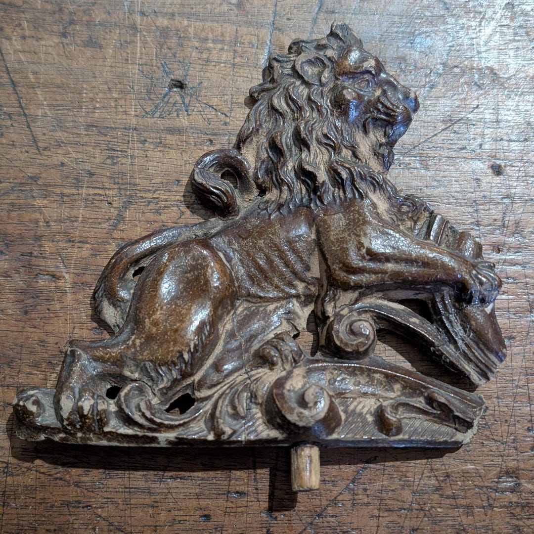 Antique Wooden Lion Clock Crest - Etsy