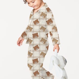 Adorable Bear Face Seamless Pattern - Neutral Beige and Brown Design ...