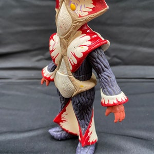 Bandai Ultraman Ultra Monster kaijū Alien Zagon Vinyl Figure 2000 - Etsy