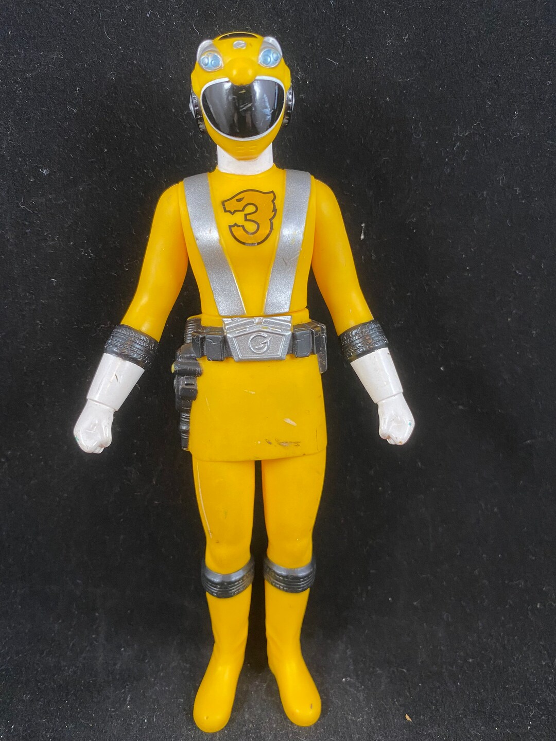 Bandai Go-On Yellow from Engine Sentai Go-Onger Japon & Ranger Operator ...