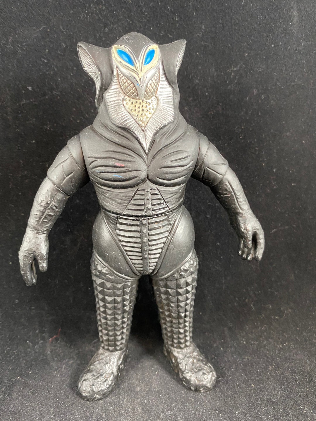 Bandai Ultraman Ultra Monster kaijū Mephilas Dull Black Vinyl Variant ...