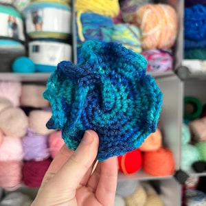 Crochet Mobius Strip Fidget Toy, Quiet Sensory Play, Fidget Spinner ...