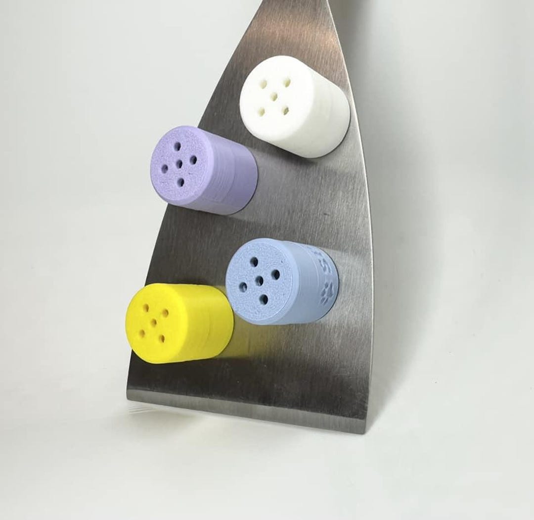 Tiny Magnetic Hides for K9 Nosework – Small Scent Detection Vessels, 4 ...