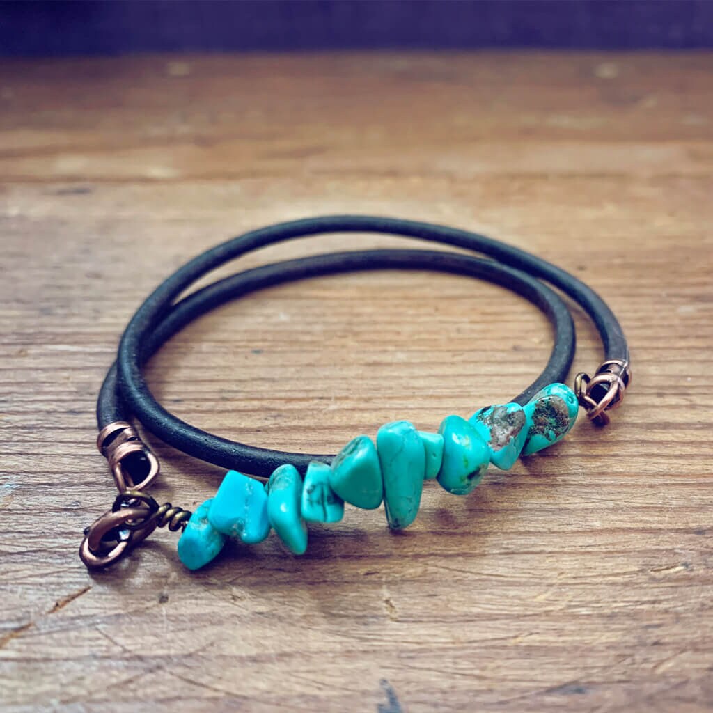 Turquoise Chip Leather Wrap Bracelet // Choker // Unisex - Etsy Canada