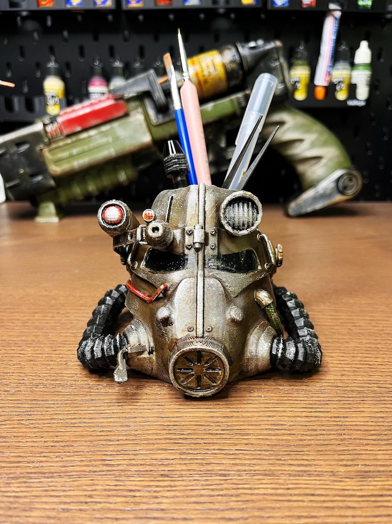 Handcrafted Fallout Power Armor T45 Helmet Pen Cup - Etsy