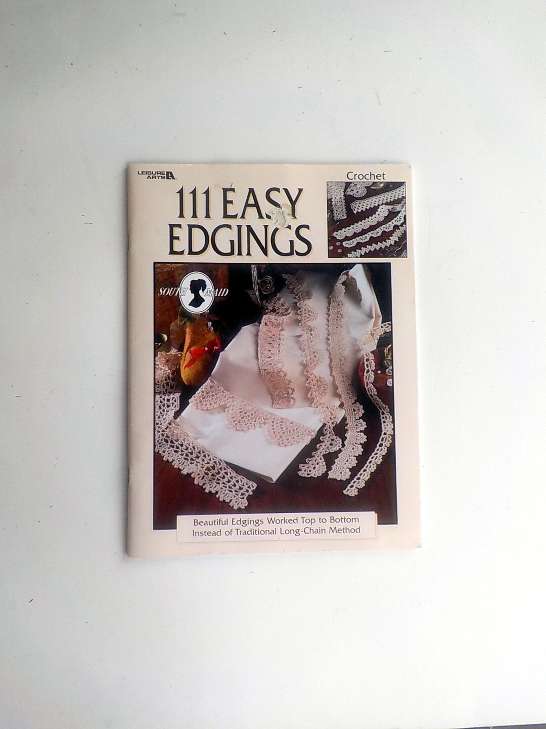 111 Easy Edgings Book and Crochet Hook, Leisure Arts, Vintage Crochet ...
