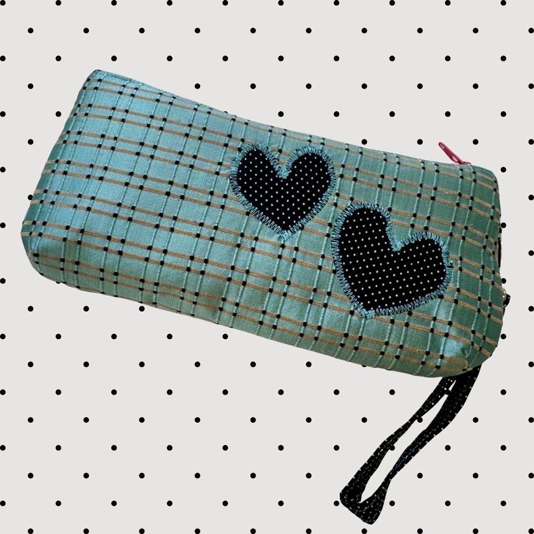 Black Heart Silk Wristlet: Medium - Etsy