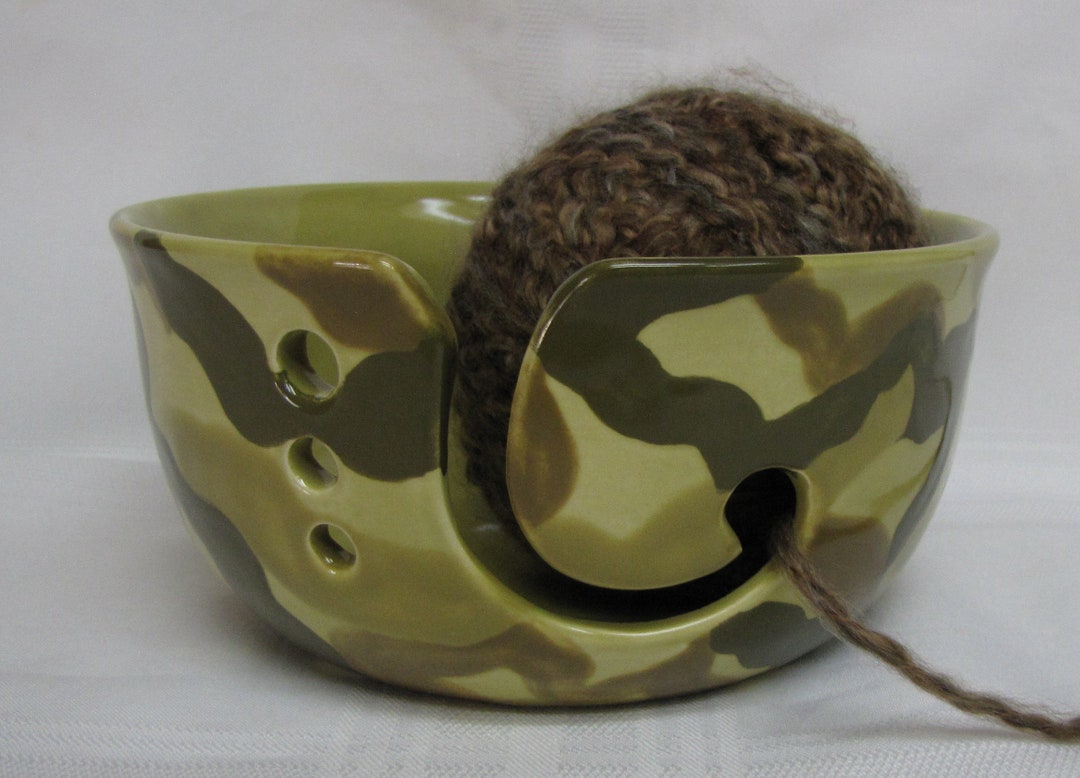 Large Ceramic Yarn Bowl: Knitting Crochet Bowl - Etsy