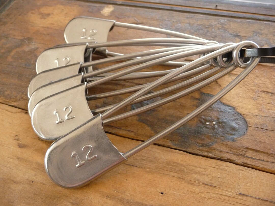 One Vintage 5" Numbered Safety Pin, Large Horse Blanket Military Laundry Key Tag 12 14 or 16 - Etsy