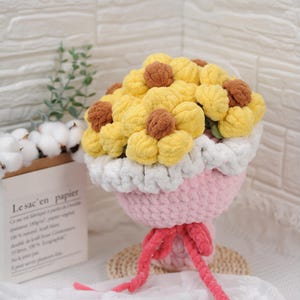 Chunky Puff Bouquet Crochet Pattern | Jumbo Yarn Flower Arrangement ...