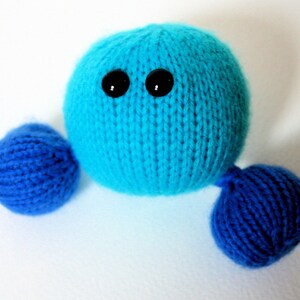 Knit Your Own Amigurumi Water Molecules - Etsy