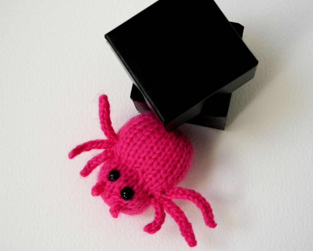 Knit Your Own Friendly Little Bugs (pdf Pattern) - Etsy