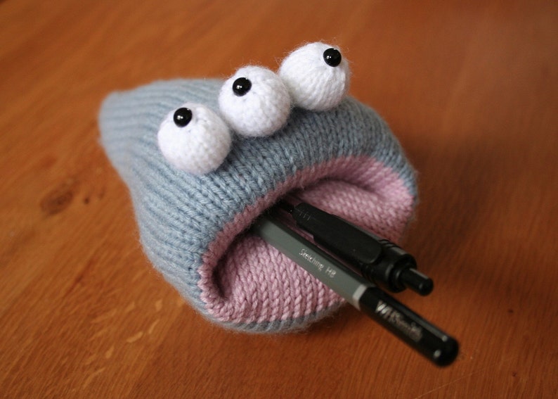 Alien Desk Worm - Etsy