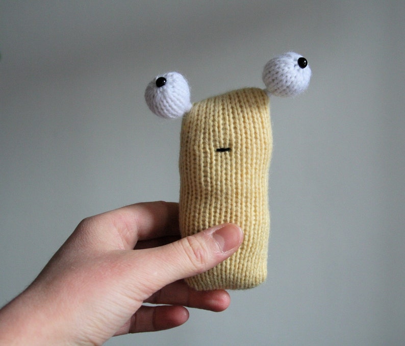 Knit Your Own Eyeball Aliens (pdf Knitting Pattern) - Etsy