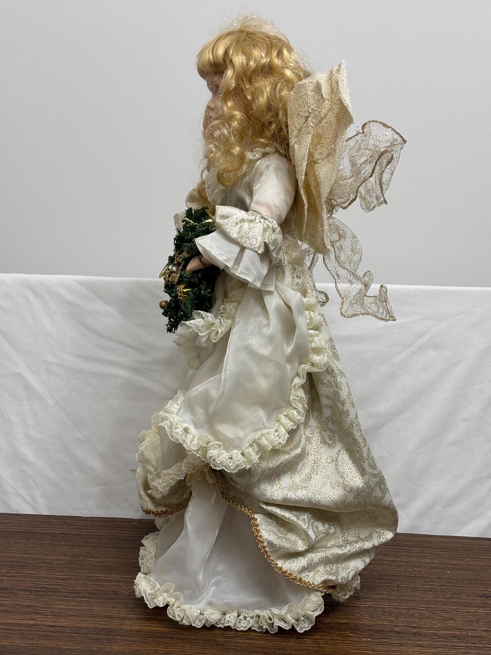 Porcelain Angel Doll “peace on Earth” Wreath off White Gold Trim Dress ...