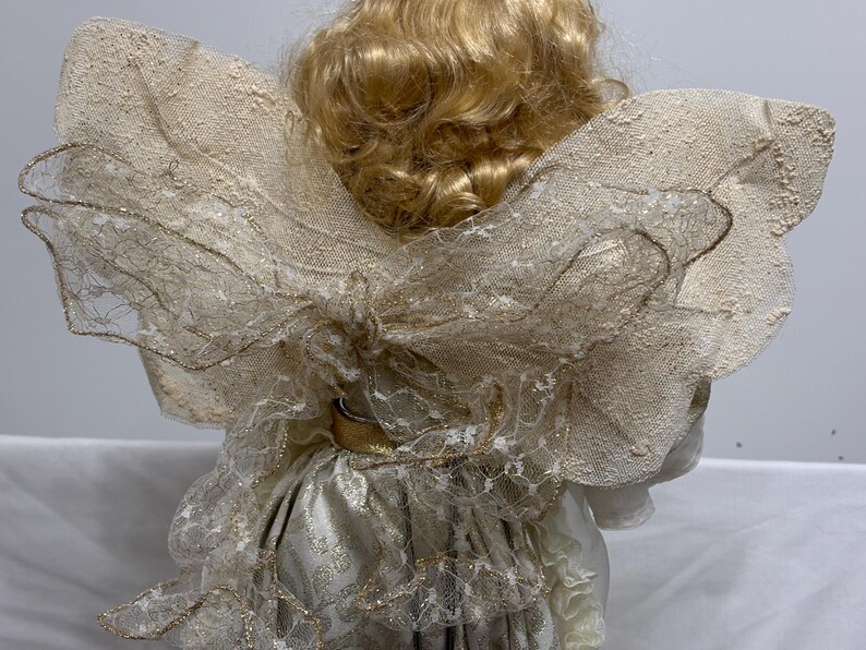 Porcelain Angel Doll “peace on Earth” Wreath off White Gold Trim Dress ...