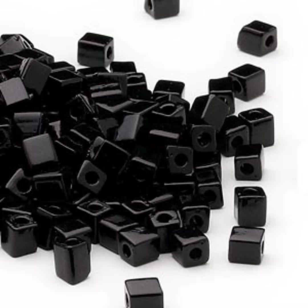 Miyuki Square Glass Seed Beads: SB401, 4 Mm Opaque Black, 20 G, ~208 ...