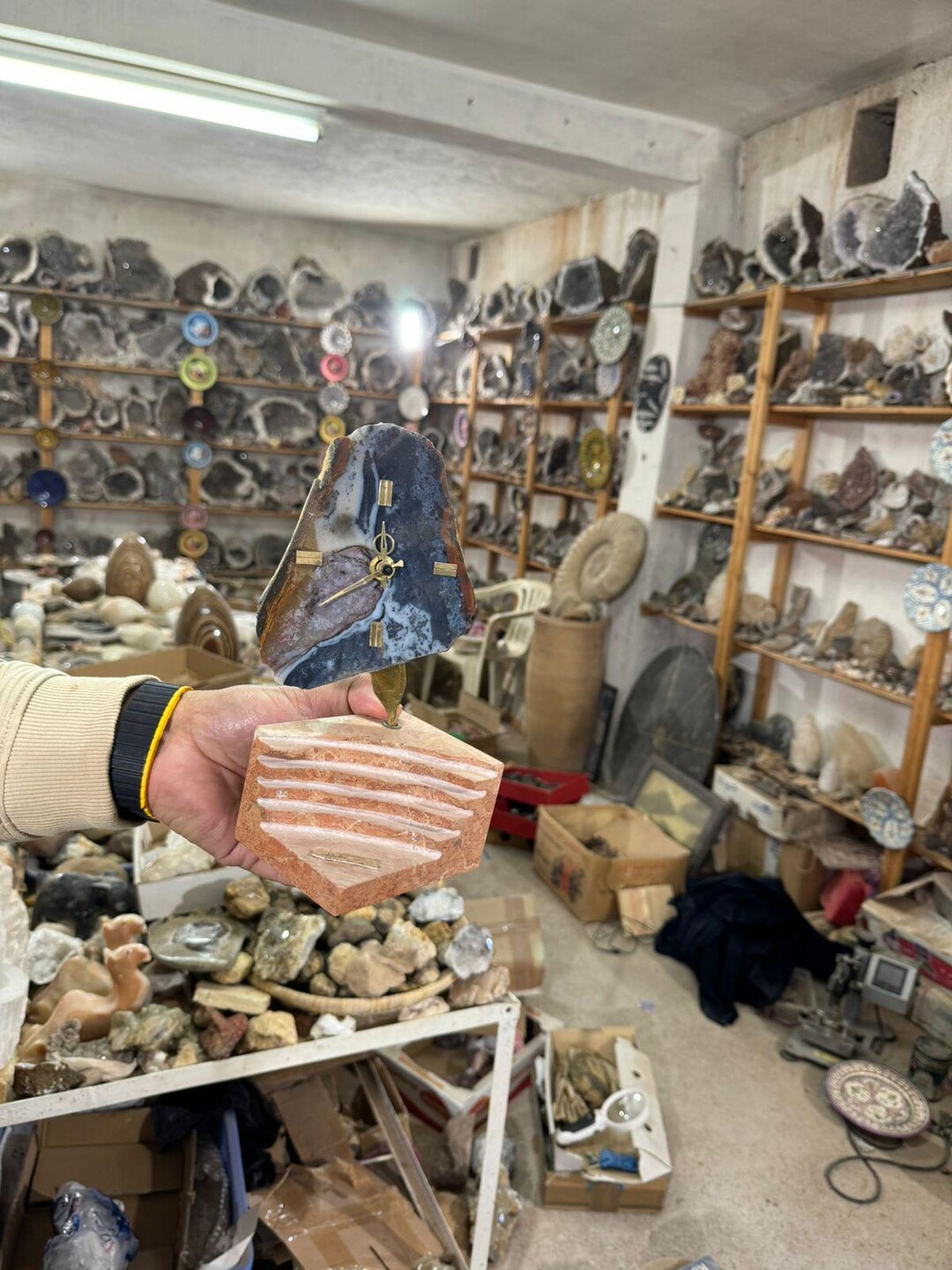 Handcrafted Agate Stone Clock - Natural Crystal Slice Desk Clock ...