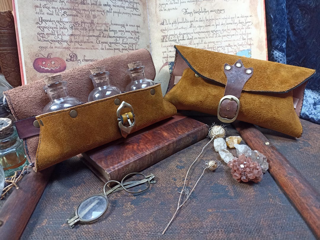 Medieval Leather Flask Holder With 3 Bottles Included, for Wizard/witch ...
