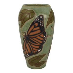 Common Ground Eric Olson Studio Art Pottery 2015 Green Monarch ...