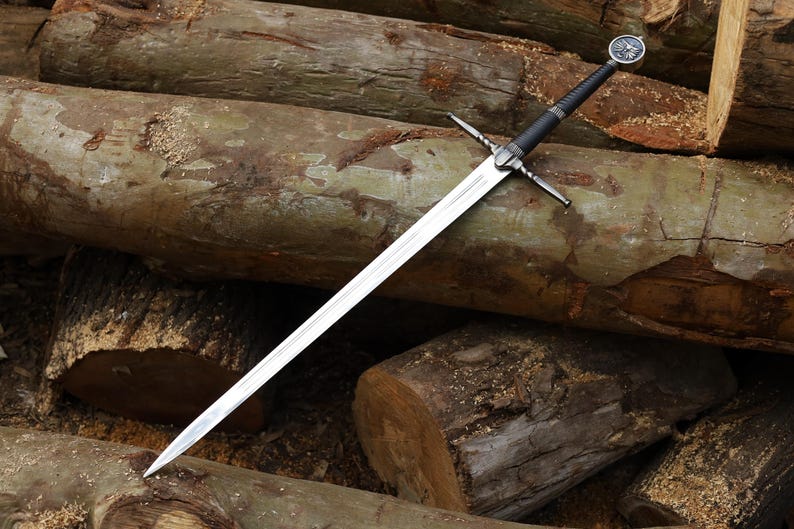 The King Aragorn Sword With Scabbard | Master Sword of Replica | Epic ...