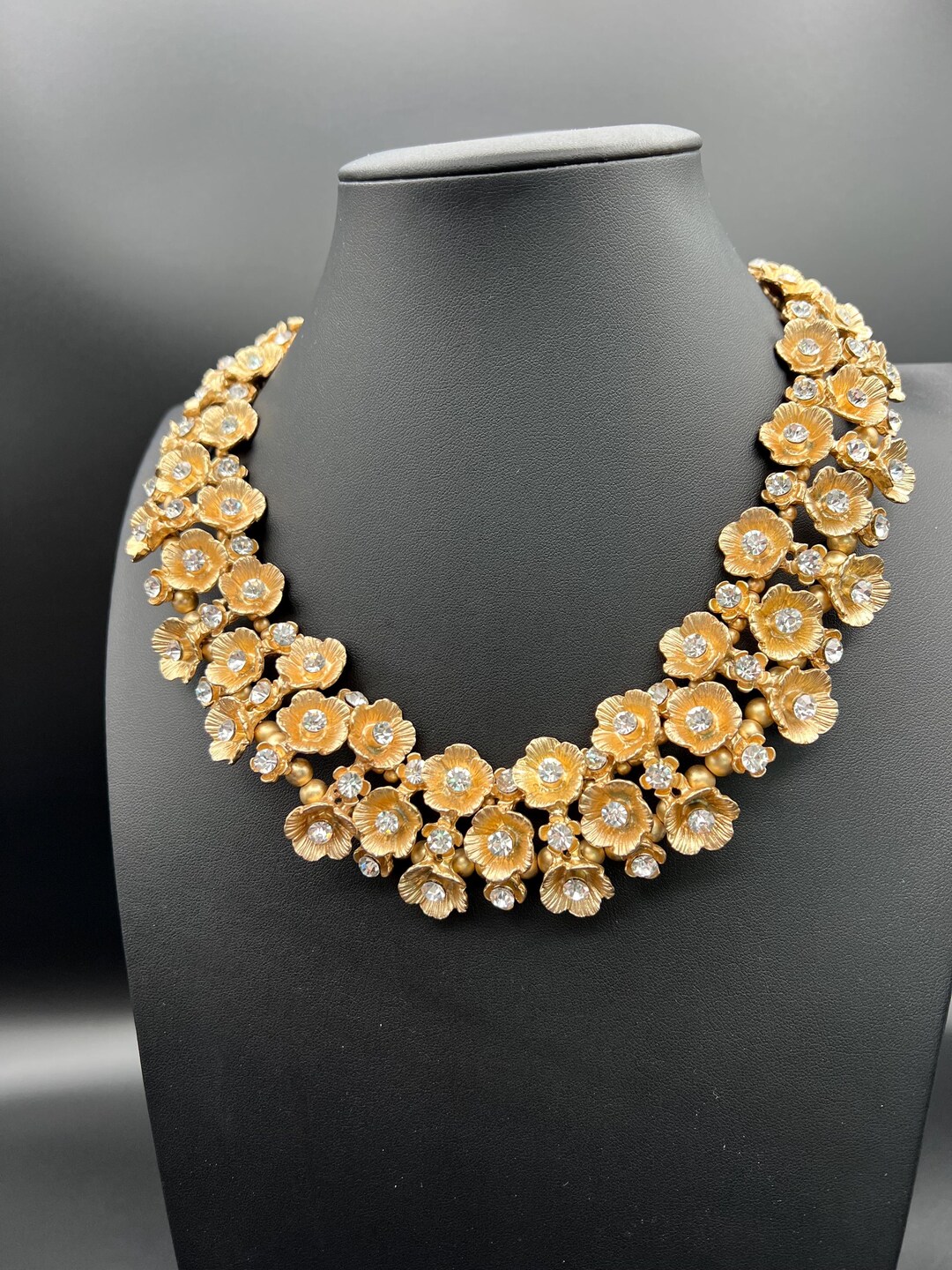 Vintage Statement / Runway Collar Necklace Featuring Gold Tone Floral ...