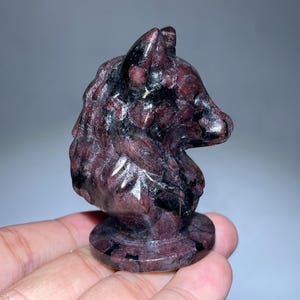 Garnet Wolf Skull: Hand Carved Crystal Healing Gift (2.4 Inch) - Etsy