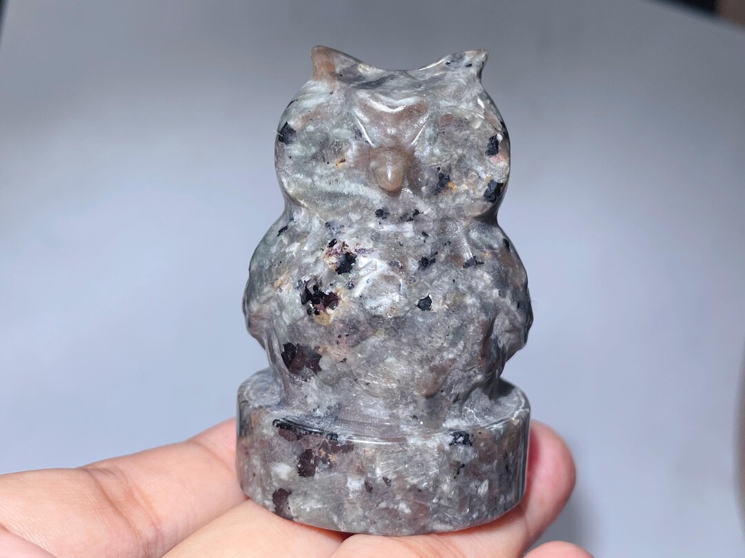 Yooperlite Owl Skull: Hand Carved Quartz Crystal, 2.3" - Etsy