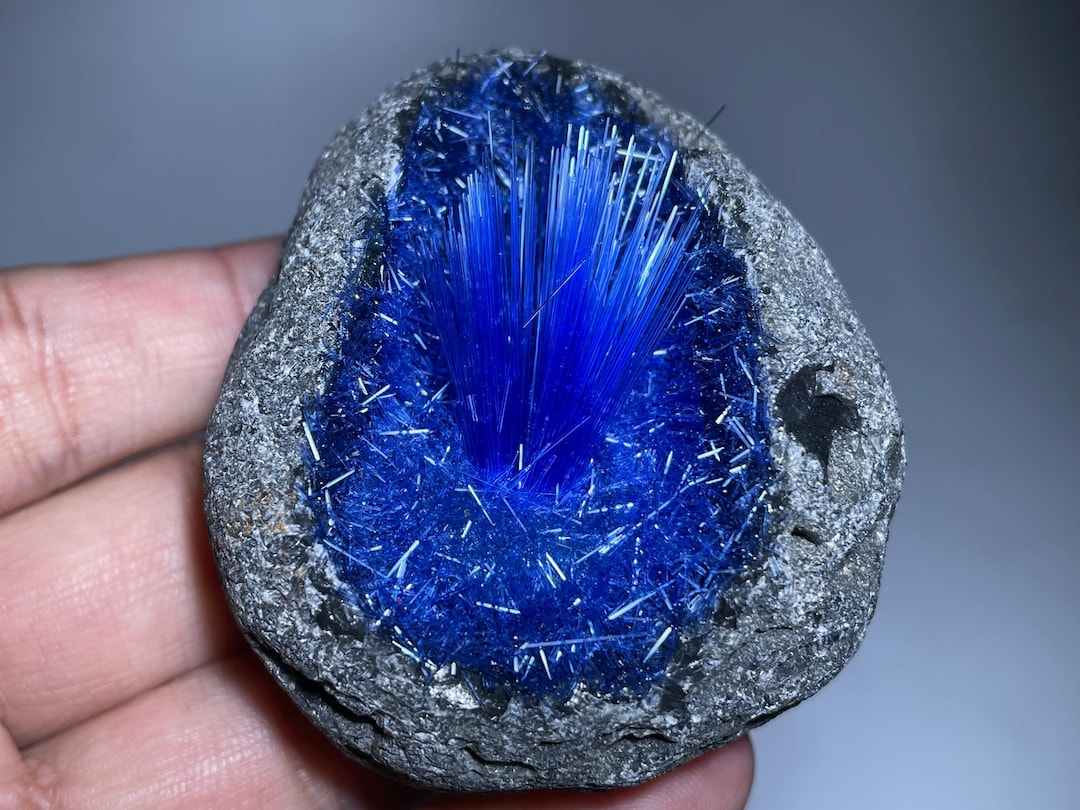 Natural Meteorite Specimen,quartz Crystal,goethite,blue Copper Ore,home ...