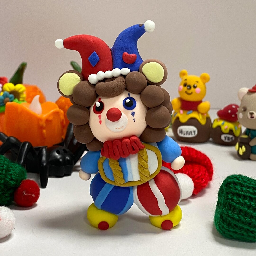 Cute Joker Handmade Clay Figurine Exquisite Halloween Clown Desktop ...