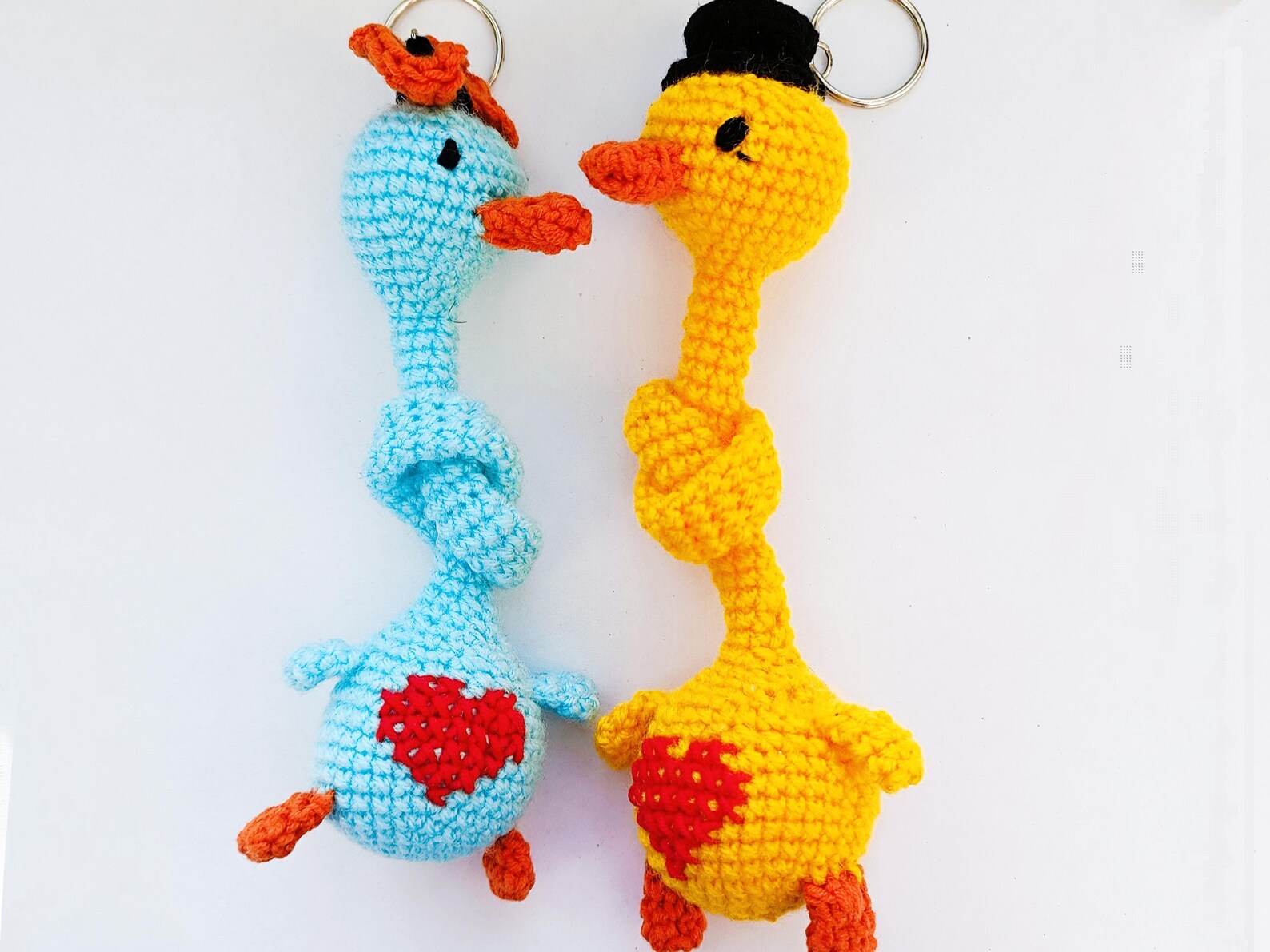 Couples Duck Crochet Keychain Duck Keyring Embroidered Heart Charm for ...