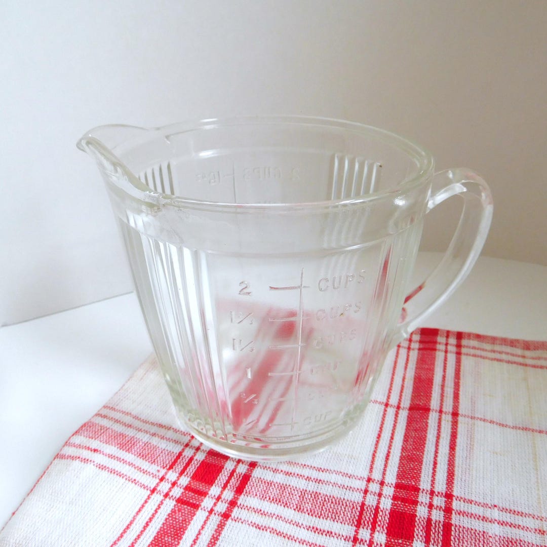 Vintage Glass 2 Cup Measuring Cup With Pour Spout - Etsy