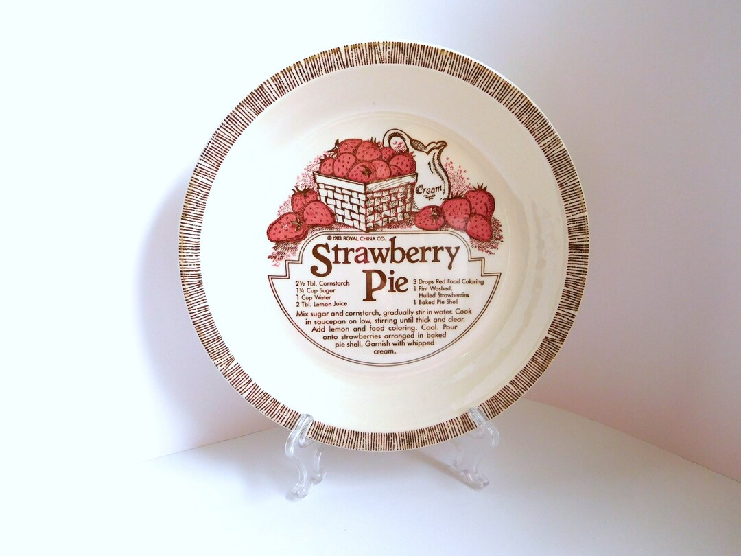 Vintage 1983 Strawberry Pie Plate Royal China - Etsy