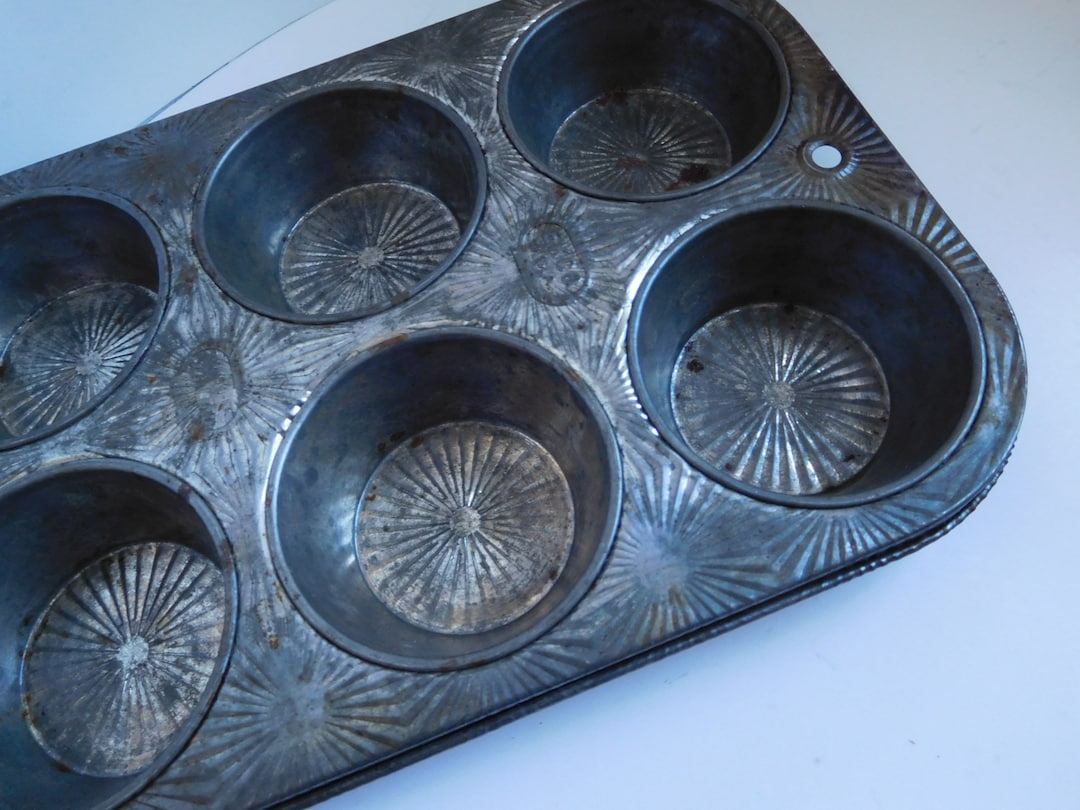Vintage Star Pattern Metal Muffin Cupcake Tin - Etsy