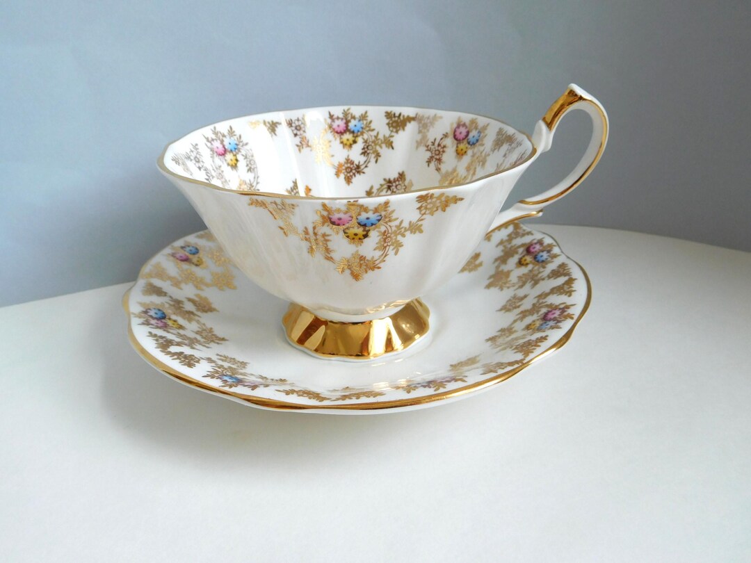 Queen Anne Bone China Tea Cup and Saucer England - Etsy
