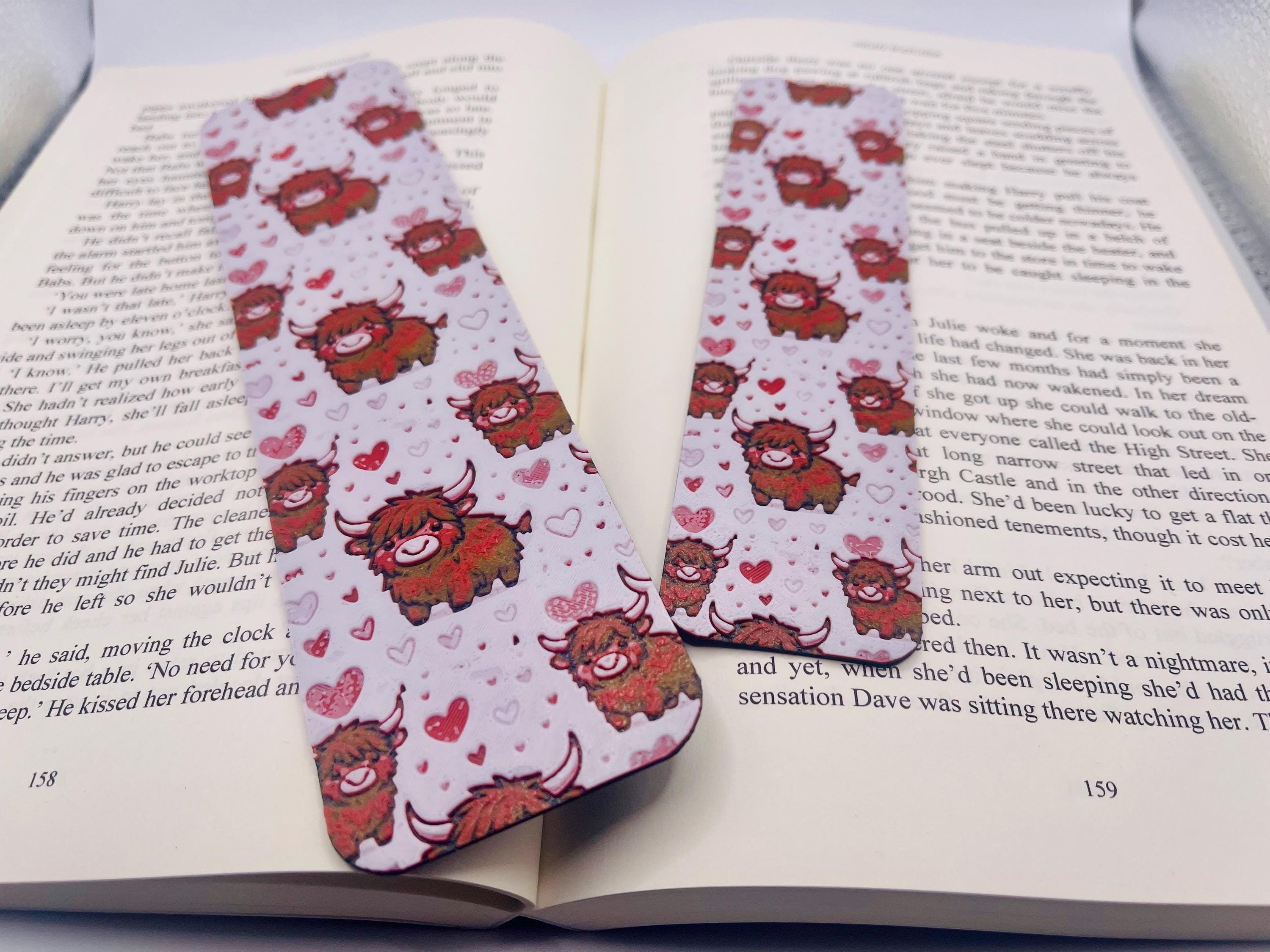 Valentines Highland Cow Bookmark, Love Heart Bookmark, Highland Cow ...