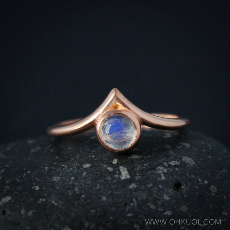 Round Rainbow Moonstone Pointed Ring Chevron Ring June | Etsy