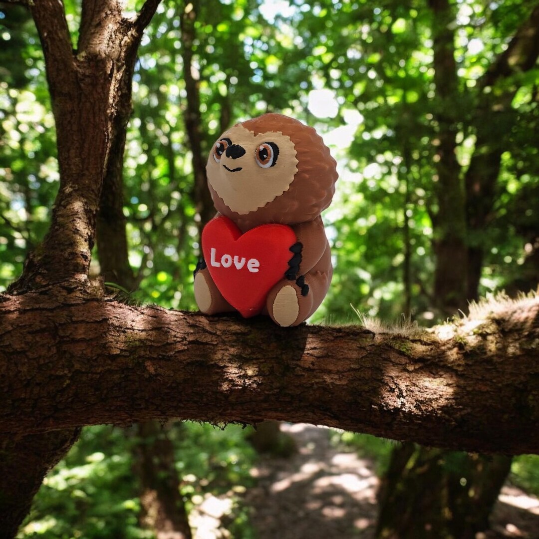 3D Printed Sloth Holding Heart, Multi Color Love Sloth, Fidget Desk Toy ...