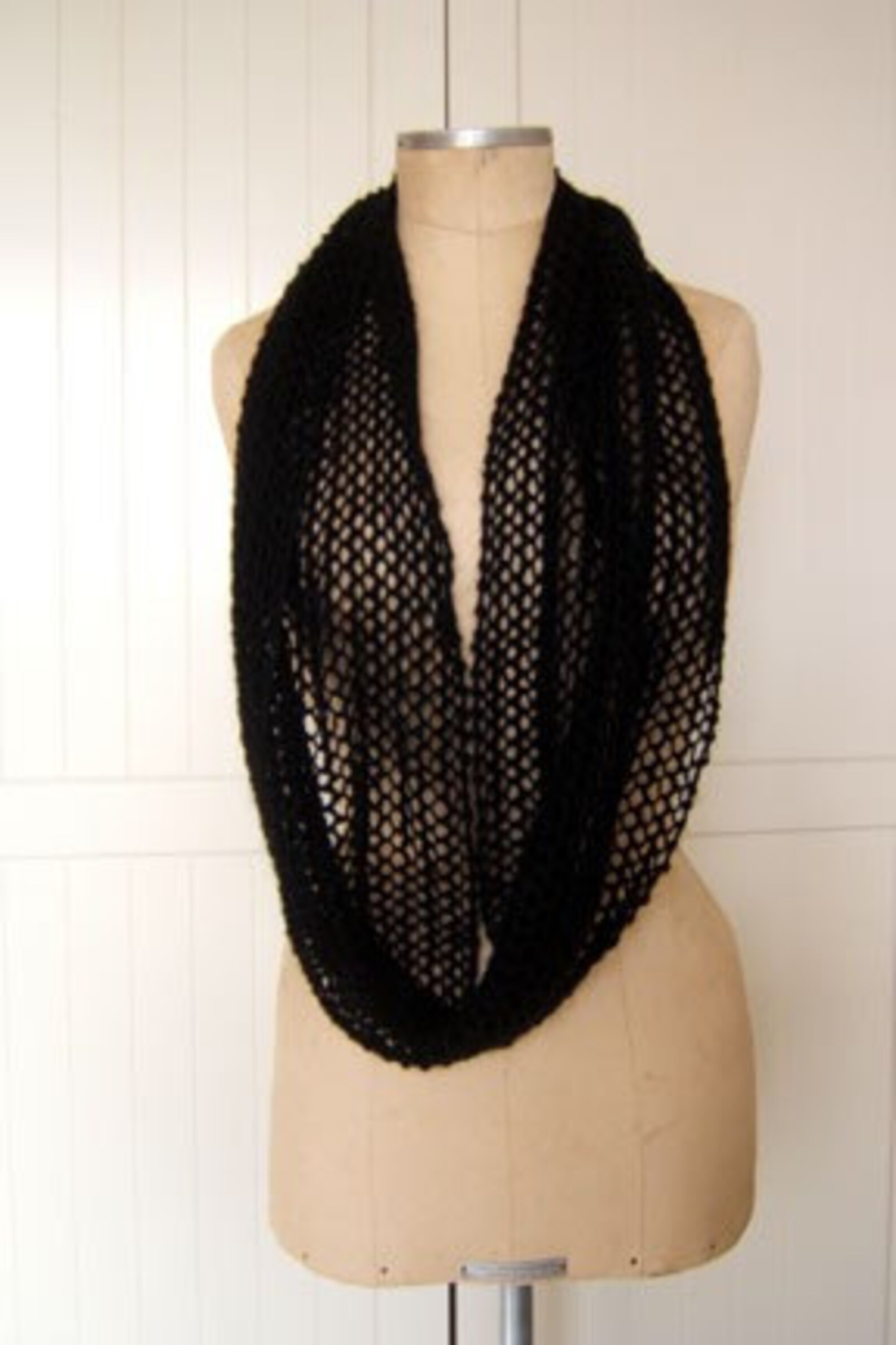 Cocoon Loop Scarf Knitting Pattern Lace Mesh Infinity Scarf - Etsy