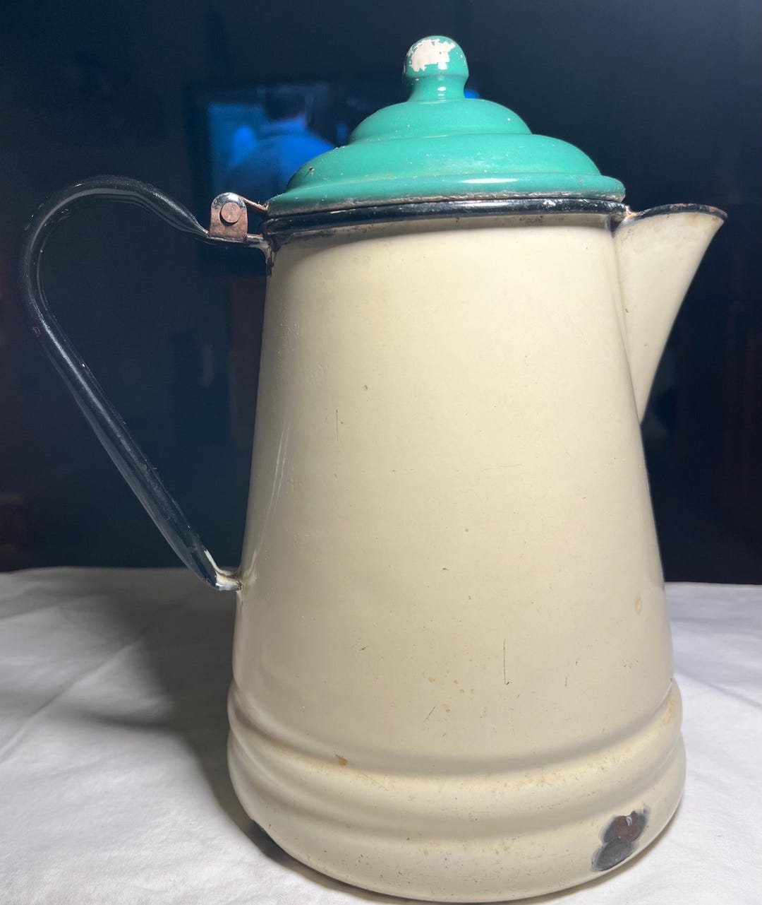 1950’s Porcelain Coffee Pot! - Etsy