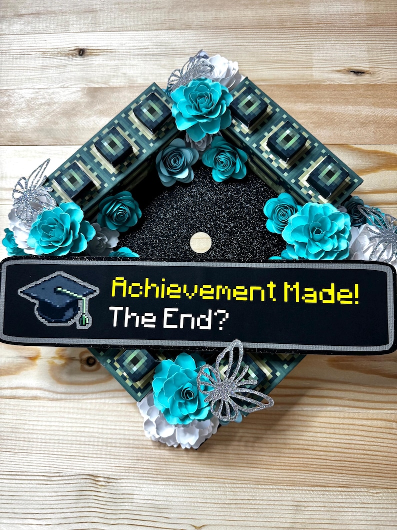 Minecraft End Portal Graduation Cap Topper – 3D Pixel Art - Etsy