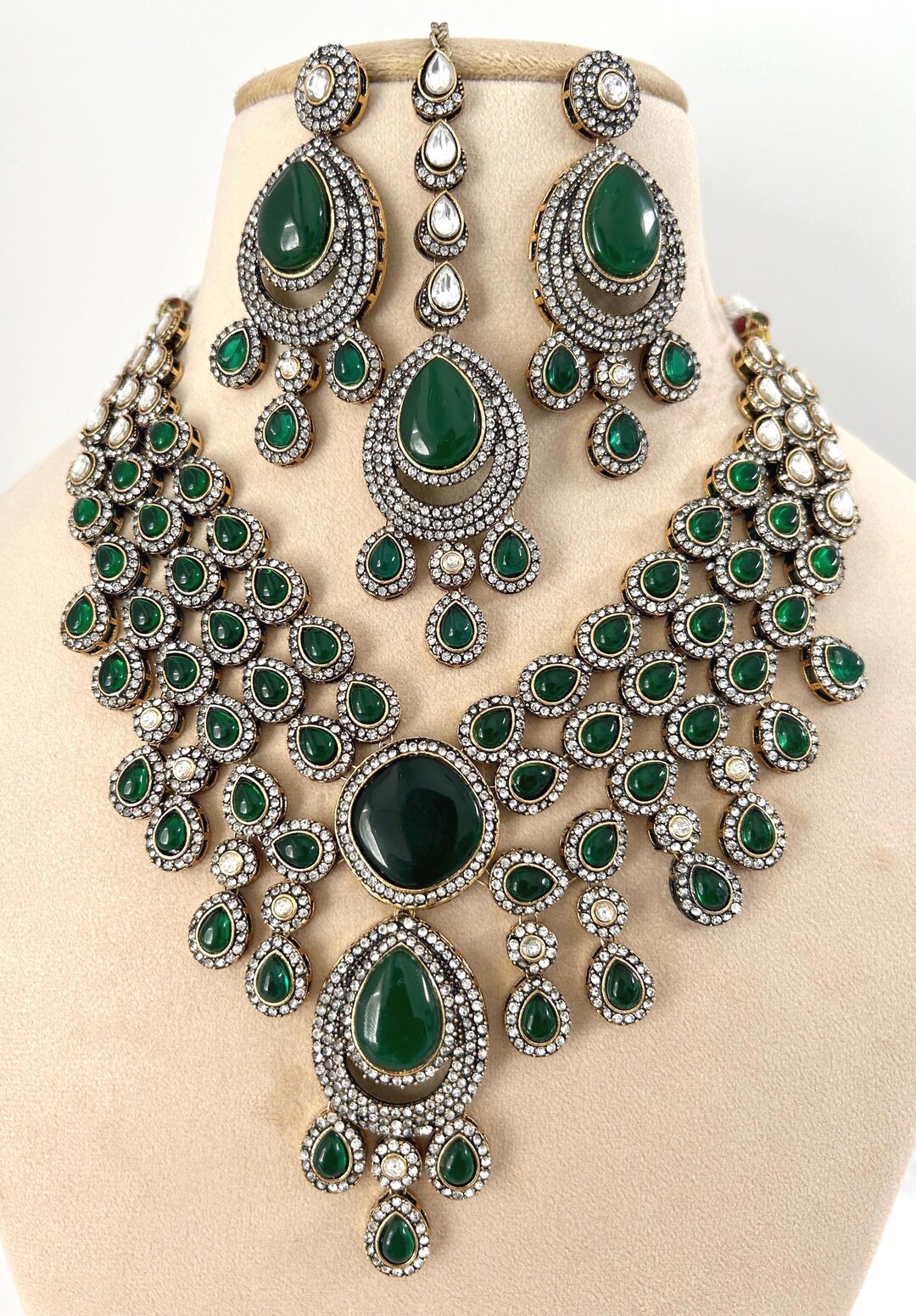 Sabyasachi Inspired Emerald Green Necklace Set: Celebrity Inspired ...