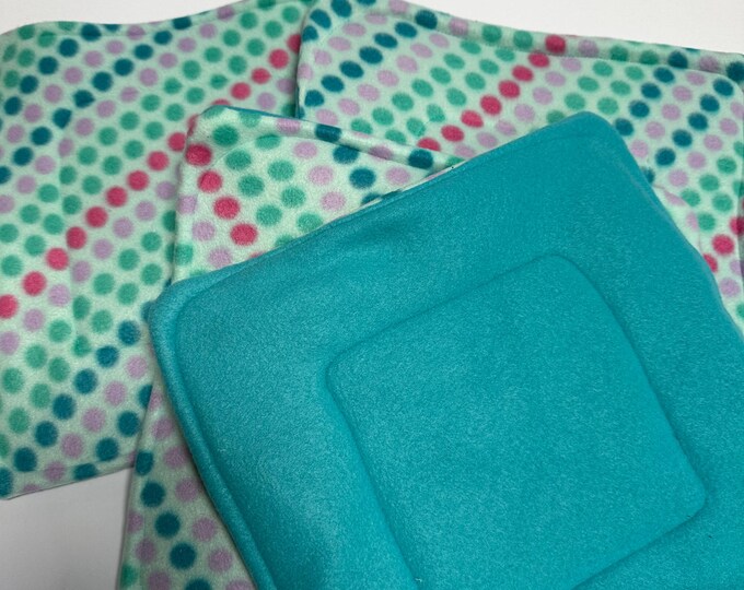 Potty Drip Pads, 12 Inch Guinea Pig, Set of 4 Absorbent, Teal Dots ...