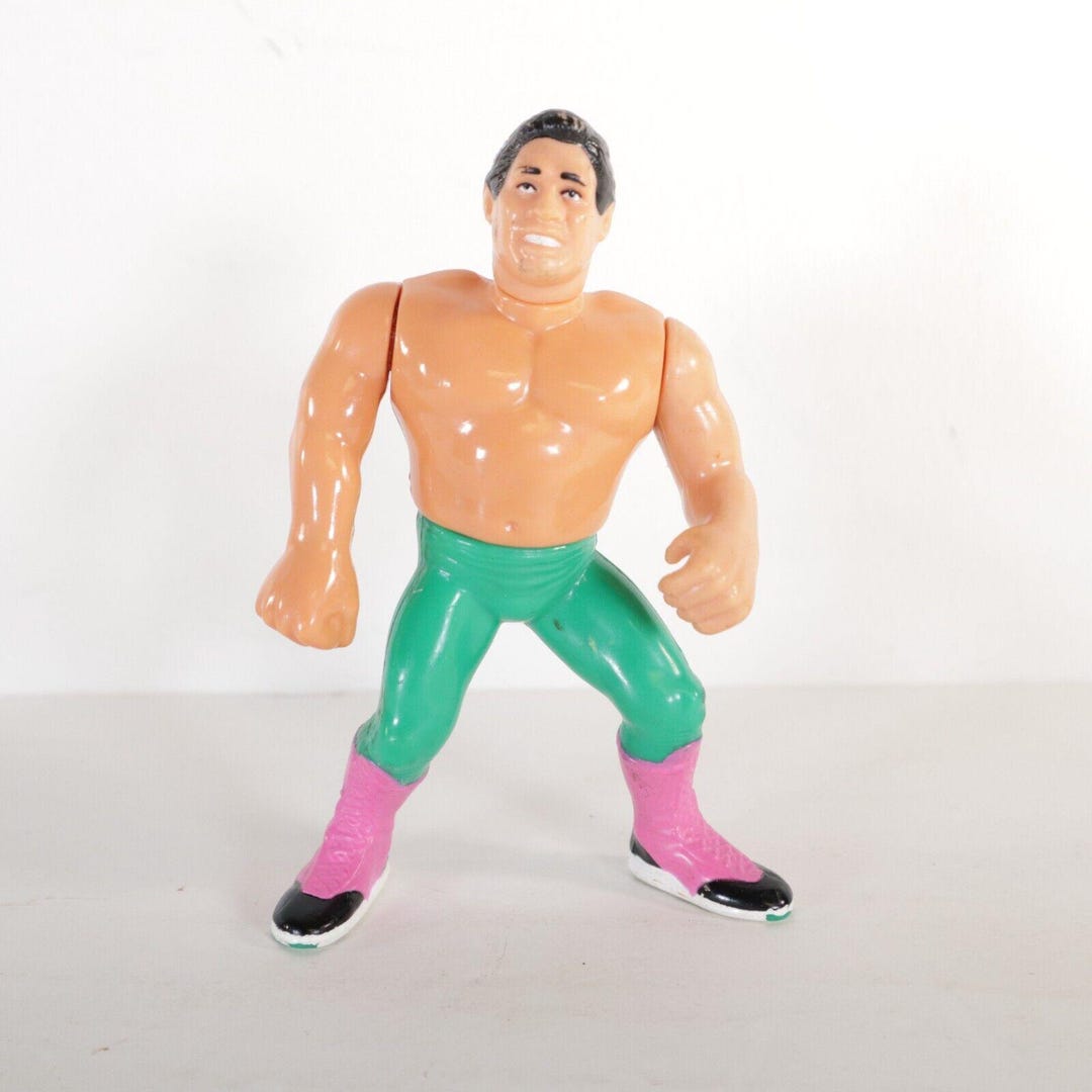 Vintage 1990 WWF Wwe TITO SANTANA Titan Sports Hasbro Wrestling Figure ...
