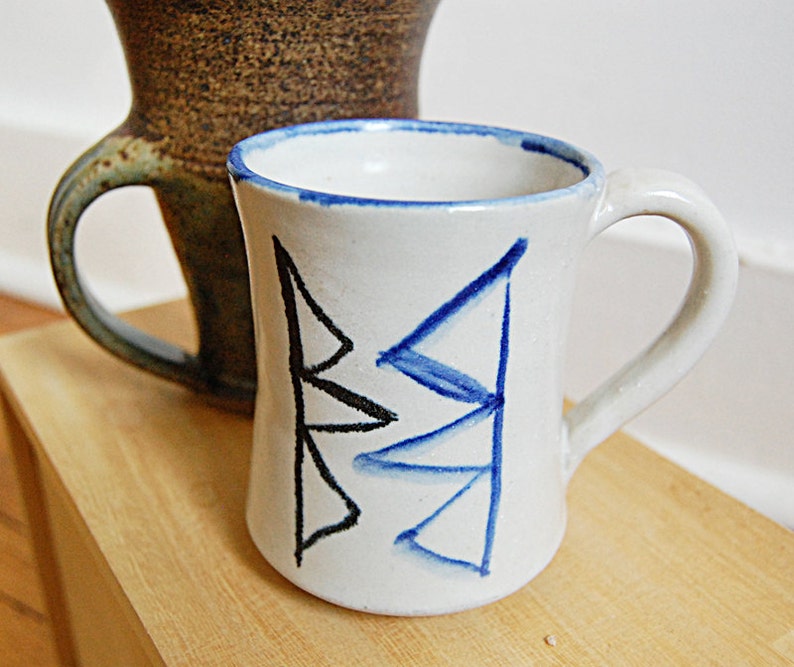 Handmade Pair of Ceramic Mugs or Cups With Geometric Triangle - Etsy