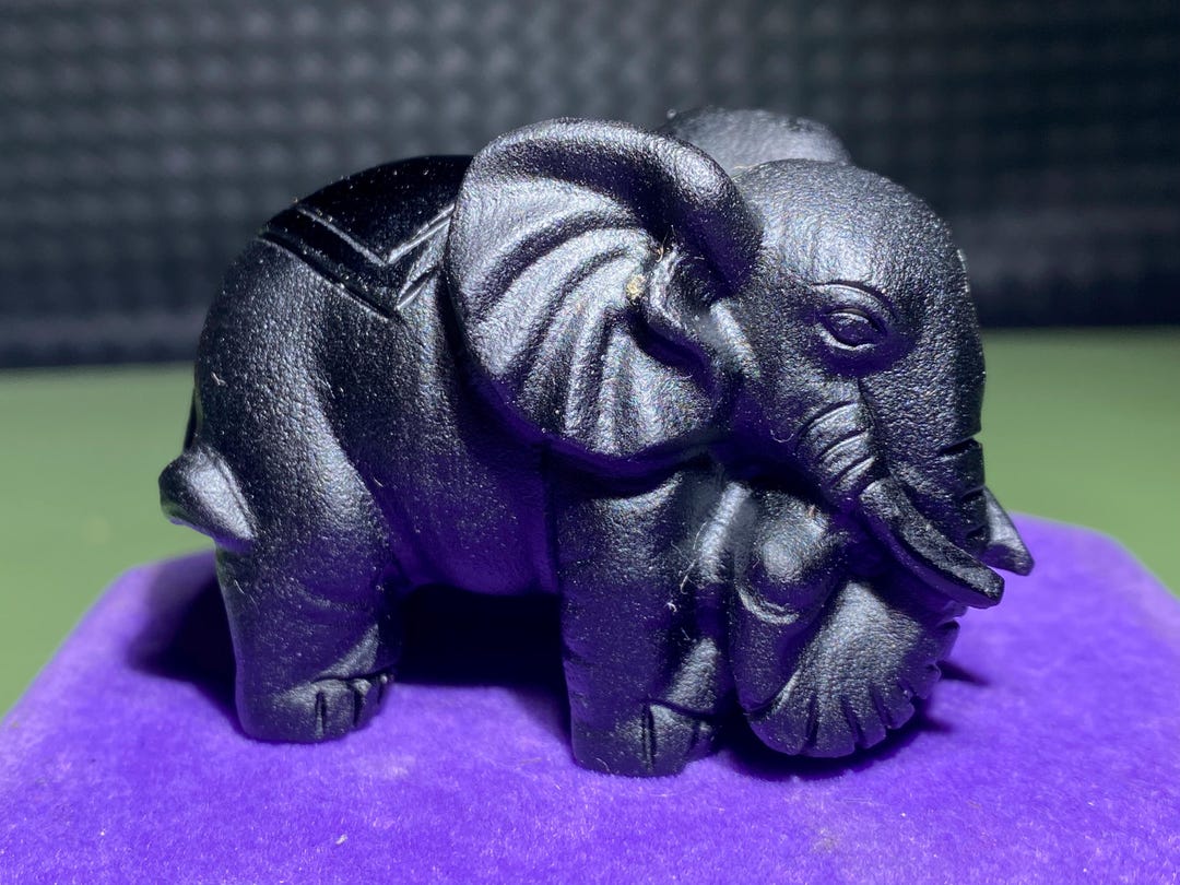 Hand Carved Obsidian Elephant Skull: Crystal Home Decor (2.1'') - Etsy