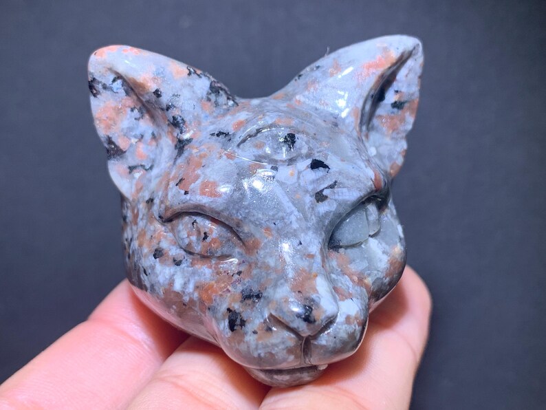 2inche Hand Carved Yooperlite Crystal Cat Skull: Crystal Gifts - Etsy