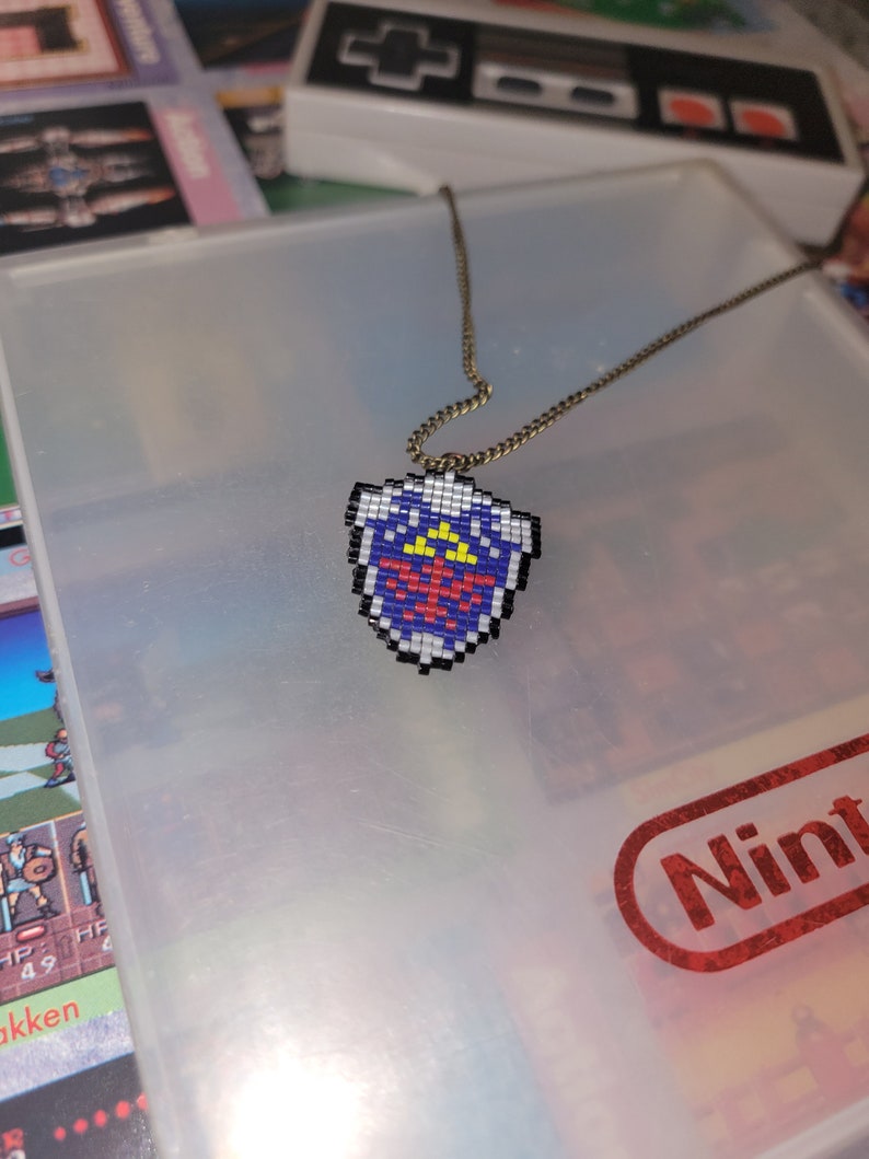 Legend of Zelda Hylian Shield Pixel Beaded Necklace - Etsy
