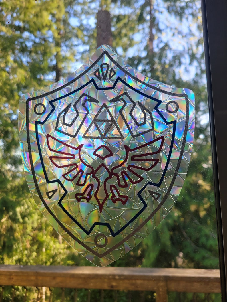 Legend of Zelda Hylian Shield Window Cling Suncatcher - Etsy